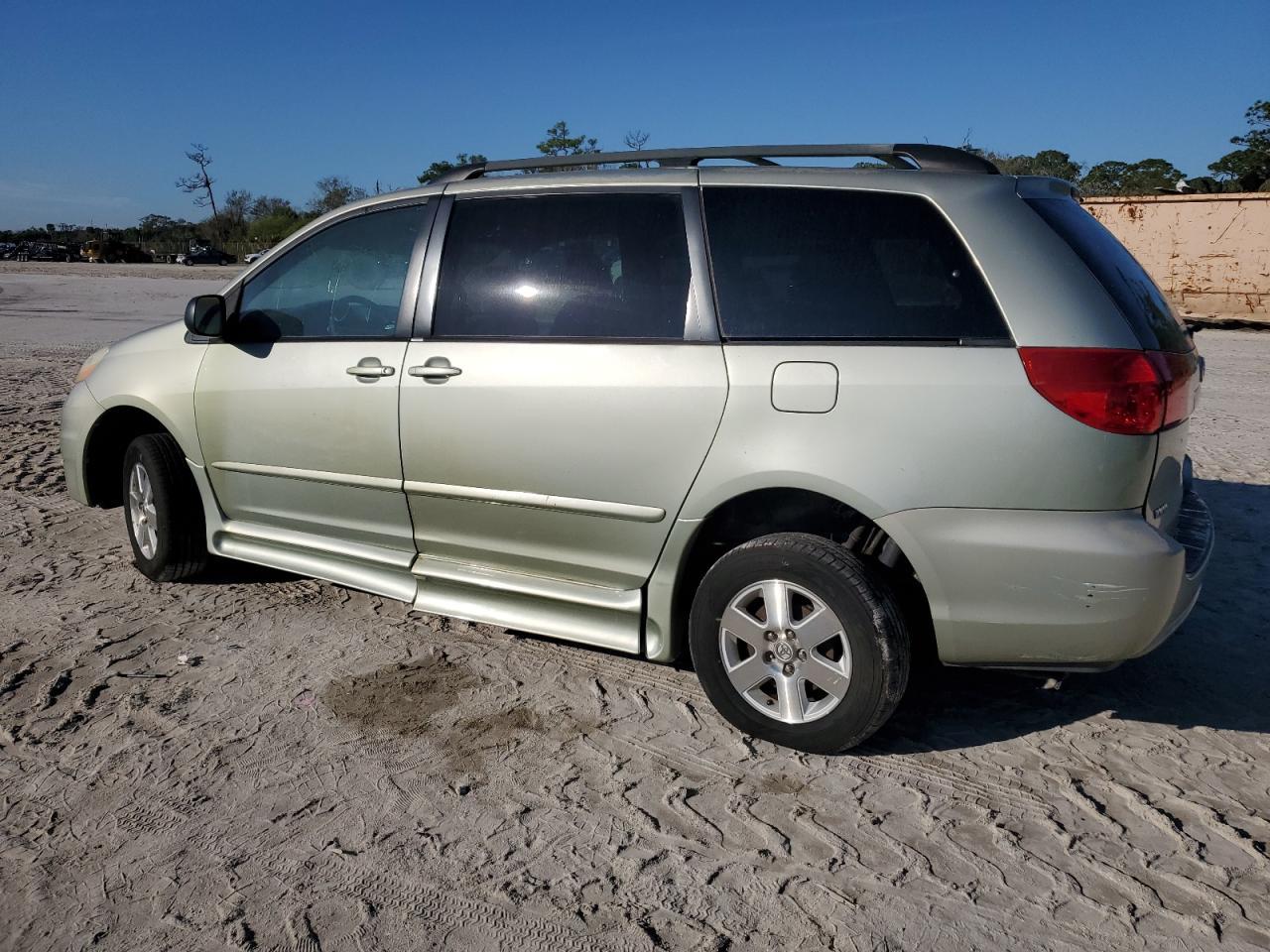 2006 Toyota Sienna CE For Sale in Fort Pierce, FL Lot #43355***