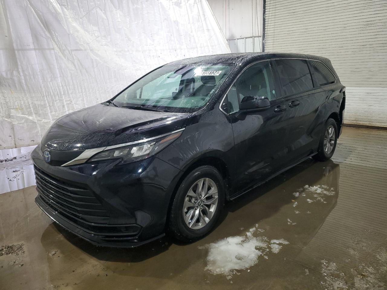 2024 Toyota Sienna LE For Sale in Central Square, NY Lot #86156***